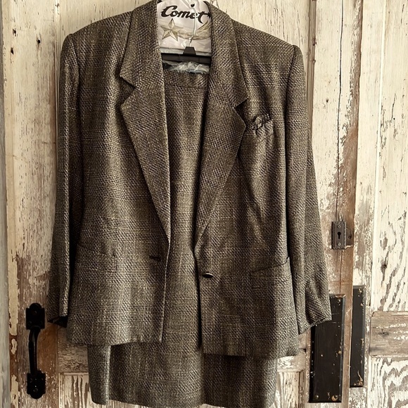 Kasper | Other | Vintage Kasper 2piece Suitblazer And Skirt Wide ...